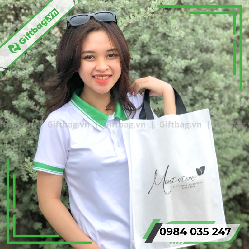 Túi vải không dệt trung tâm tiếng Anh - In logo quảng cáo | GiftBag